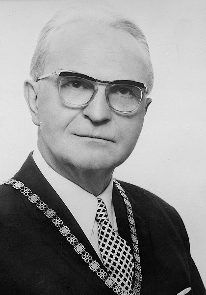 Bazjanac, Davorin - Hrvatska enciklopedija