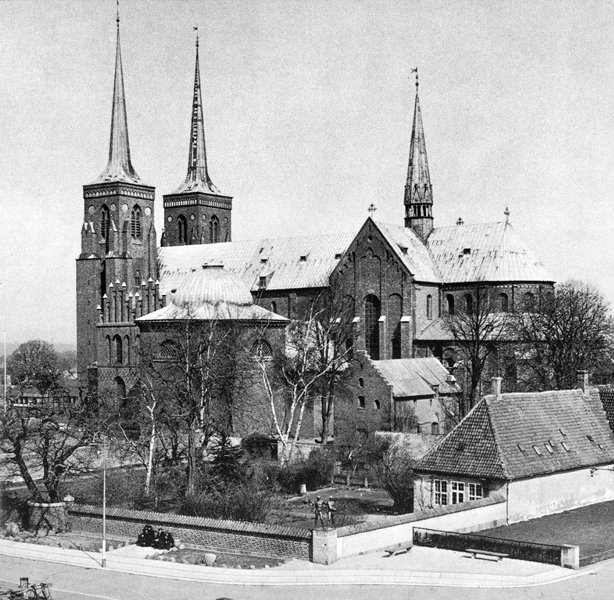 Danci - Hrvatska enciklopedija