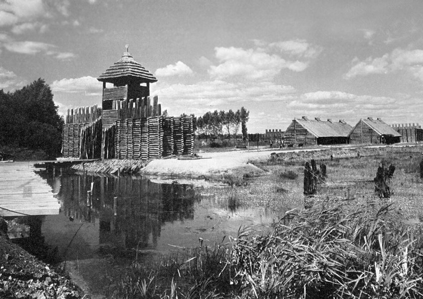 Poljska - Hrvatska enciklopedija