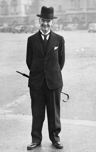 Chamberlain, Arthur Neville - Hrvatska enciklopedija